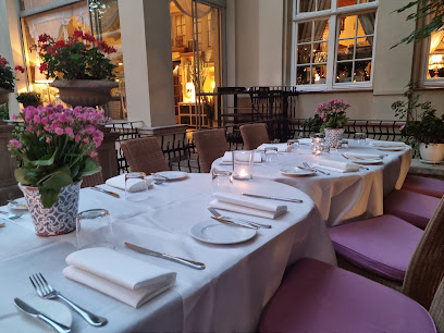 Restauracja Różana | Chocimska 7, 00-791 Warszawa - Where to Eat Poznan